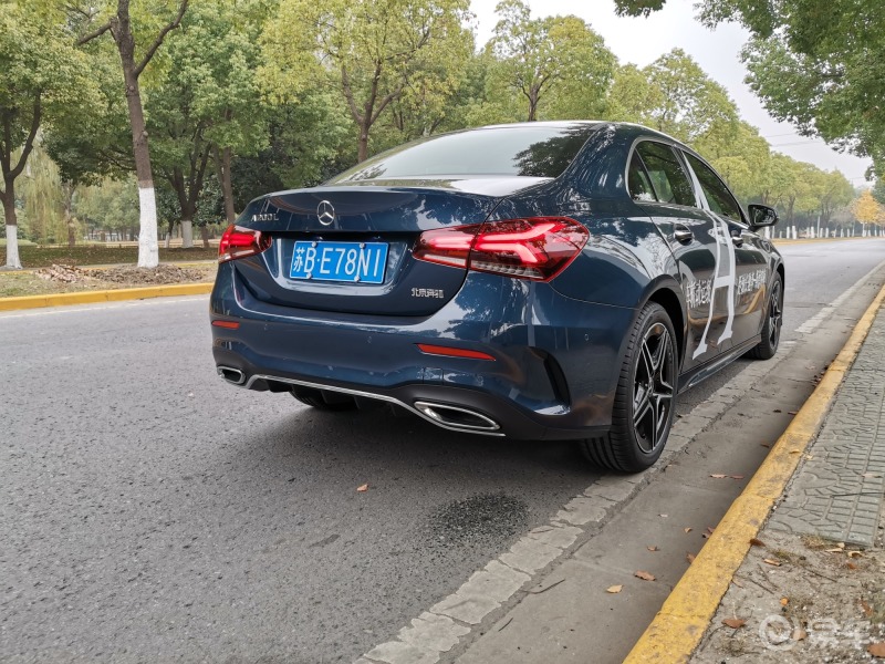 #寻找最懂奔驰的你#试乘体验最新2020款奔驰A200L运动版～_奔驰A级社区_易车社区