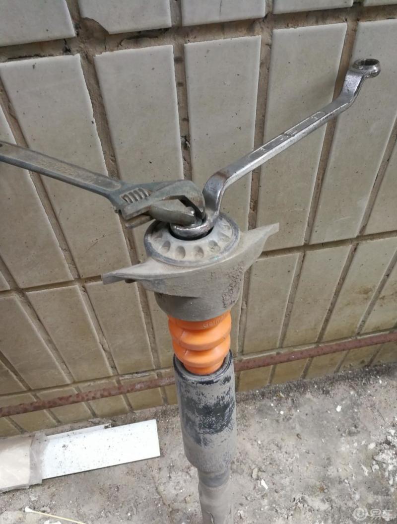 【易起聚】【维修】POLO更换后减震顶胶作业_Polo社区_易车社区