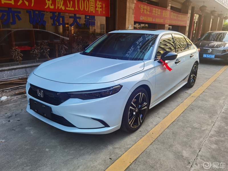 我是来自广东揭阳的95后,这次入手本田型格幻夜豪华格陵兰白,吸引我的点是这款车的 型格社区 易车社区