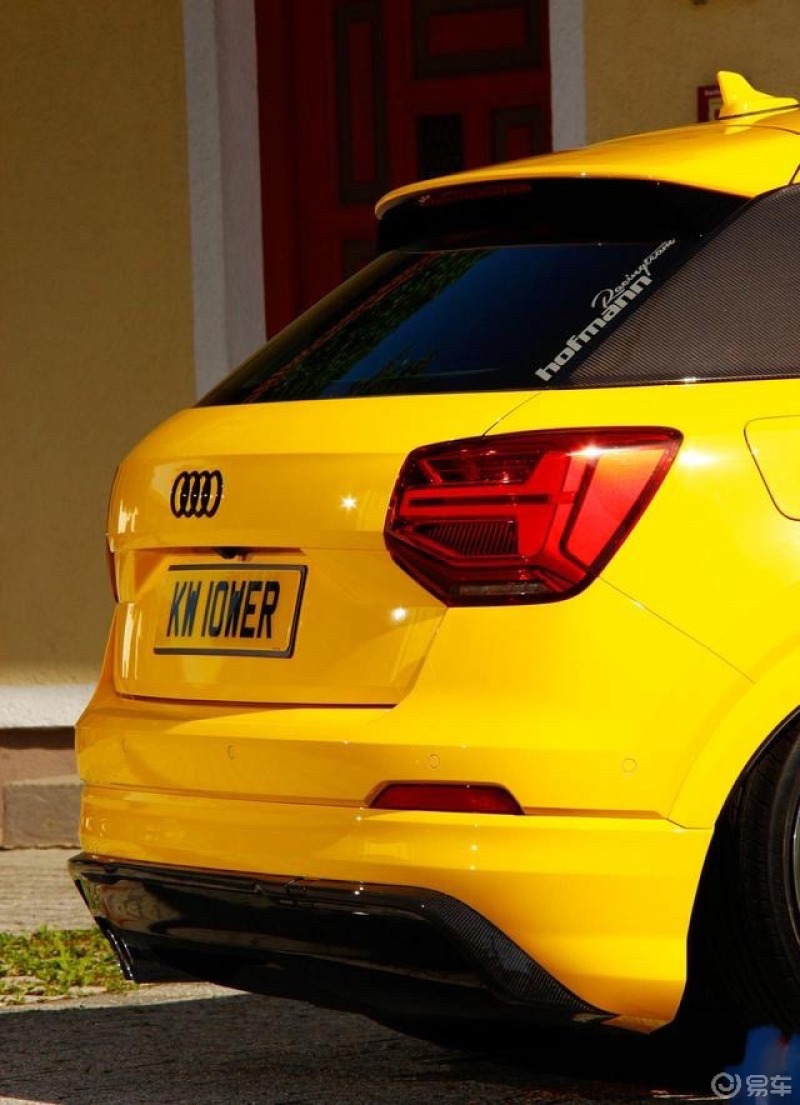 奥迪Q2L改装欣赏🚗，这个颜色搭配挺好看的😀🚗#奥迪Q2L# #改装_奥迪Q2L社区_易车社区