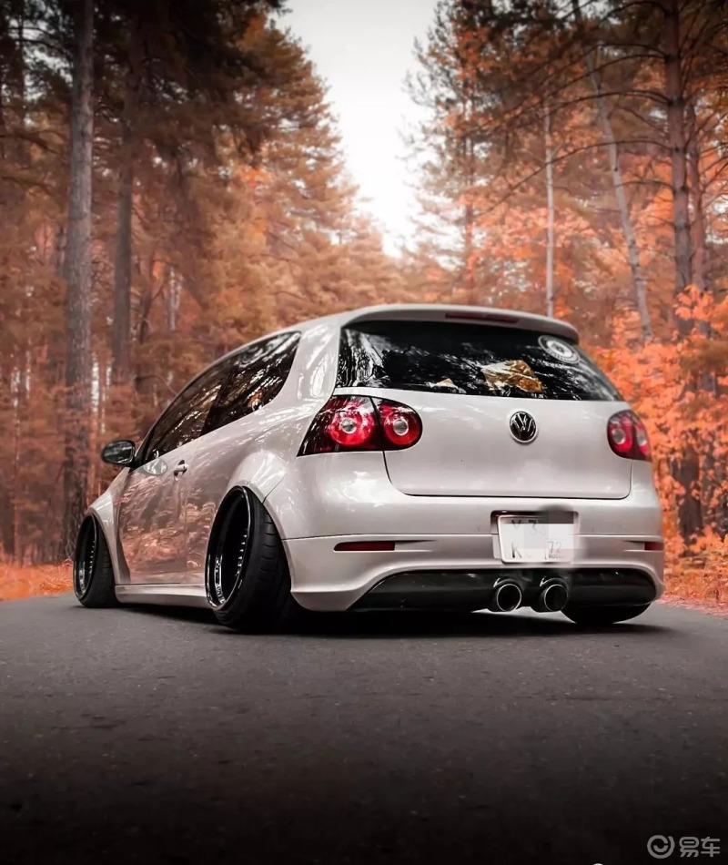 高尔夫5 GTI宽体低趴改装，简直是圆润钢炮🌹_高尔夫社区_易车社区
