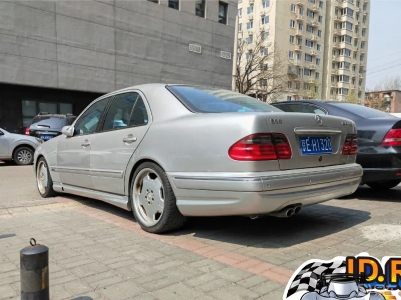 平治与大饼铃更搭 丨 四眼高级车，奔驰E级/Mercedes-Benz W210_奔驰E级社区_易车社区