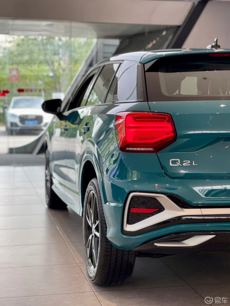开着舒适又有面儿 凯拉什蓝Q2L😎_奥迪Q2L社区_易车社区