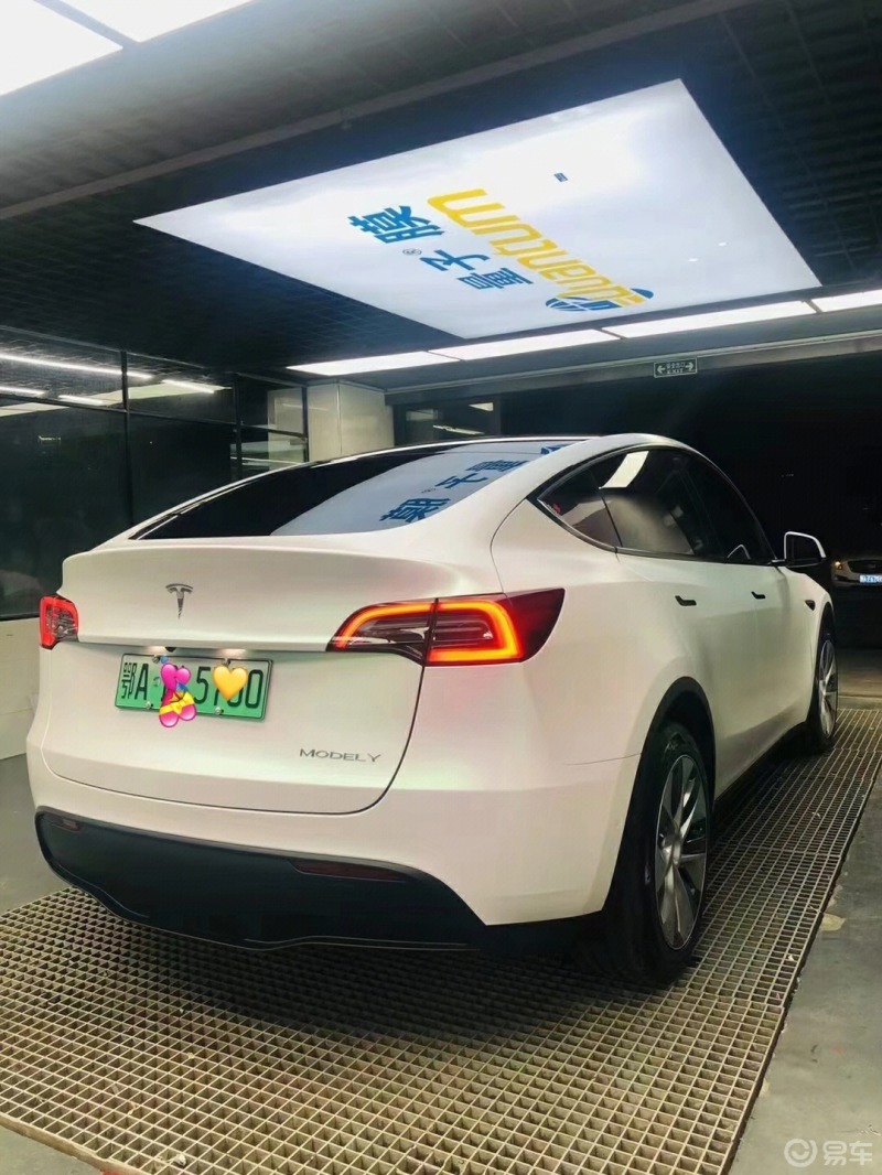 特斯拉modely改色曙光白🉑️_Model Y社区_易车社区