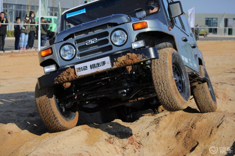 全新一代北汽制造BJ212狙击手正式开售_212经典社区_易车社区