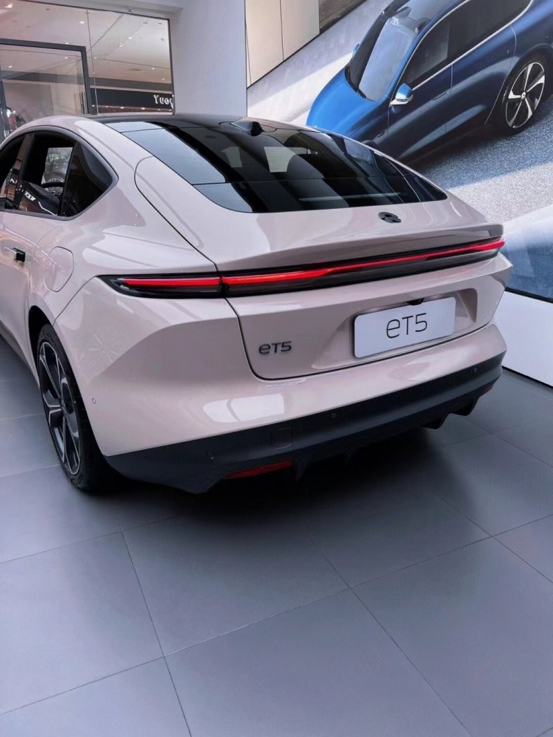 蔚来ET5让你成为整条马路上最靓的仔_蔚来ET5社区_易车社区