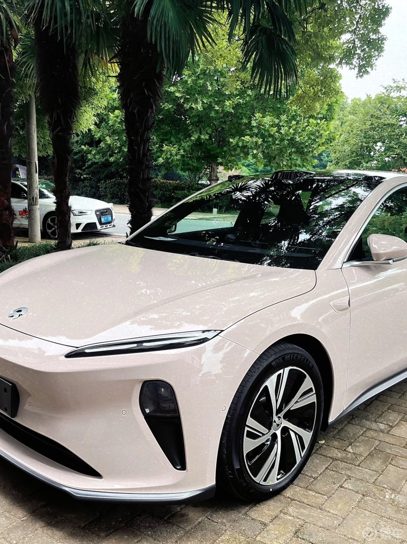 蔚来粉色et5也太好看了🌥🌥🌥_蔚来ET5社区_易车社区