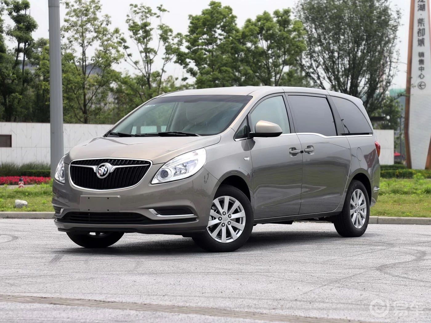 GL8胖头鱼六天5000公里的真实用车感受_别克GL8社区_易车社区